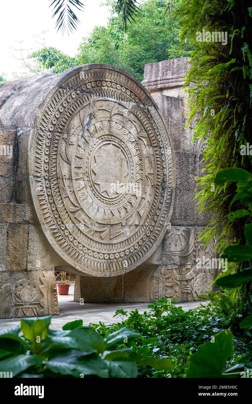 Palco per tamburi in bronzo immagini e fotografie stock ad alta ...