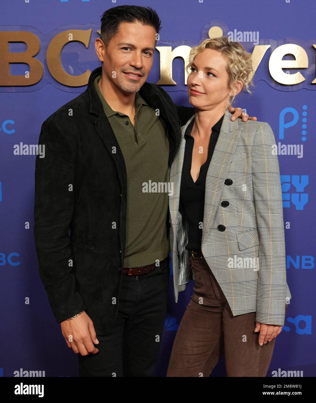 (L-R) Jay Hernandez e Perdita Weeks al NBCUNIVERSAL Press Tour 2023 ...