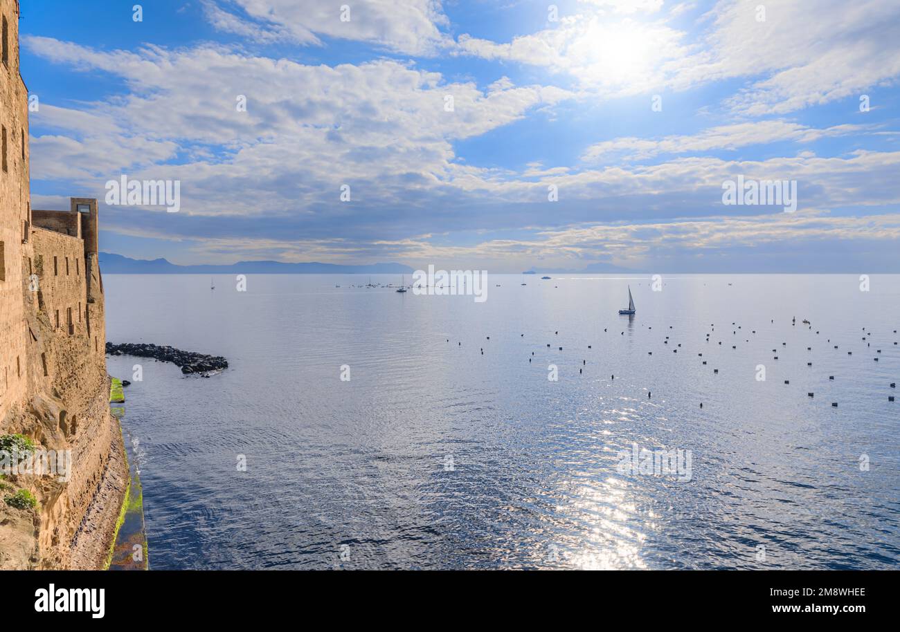 Golfo di napoli immagini e fotografie stock ad alta risoluzione - Alamy