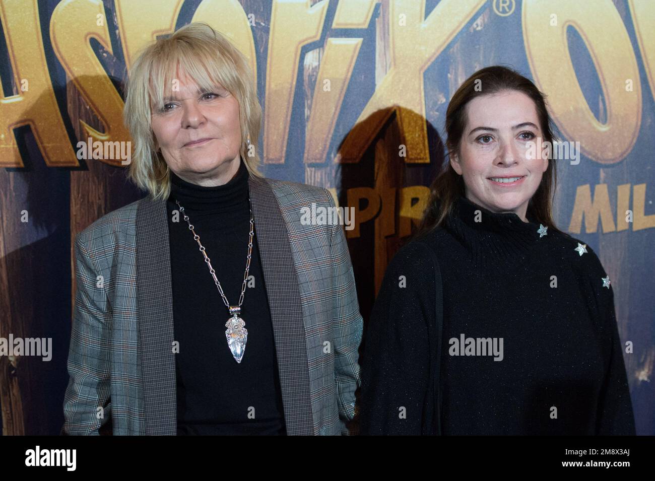 Sylvie Uderzo e Anne Goscinny hanno partecipato all'Asterix et Obelix ...