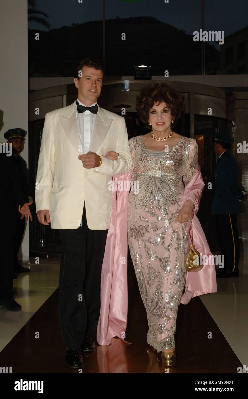 L'attrice italiana Gina Lollobrigida muore a 95 anni in una clinica di ...