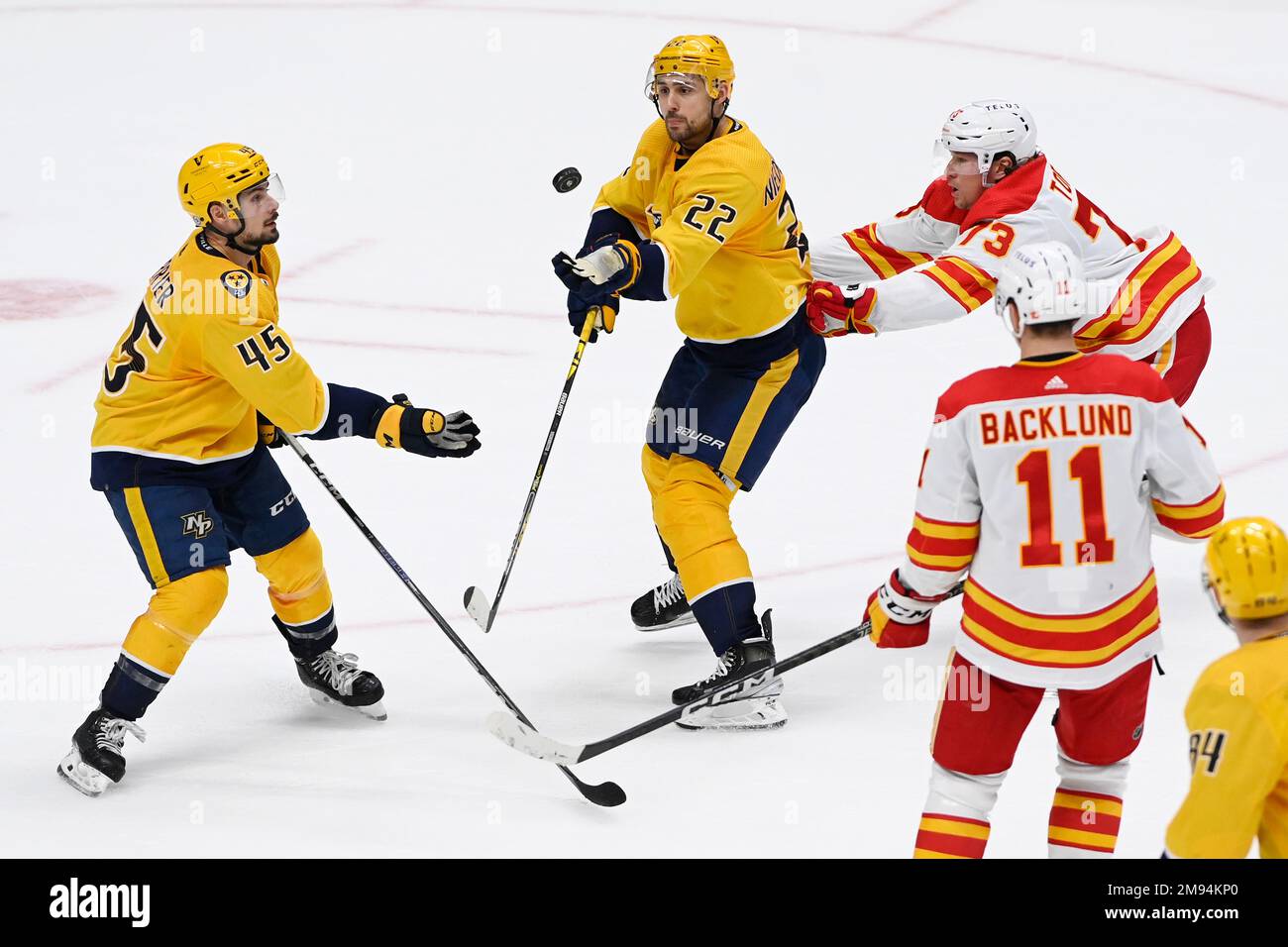 Nashville Predators defenseman Alexandre Carrier (45) and right wing ...