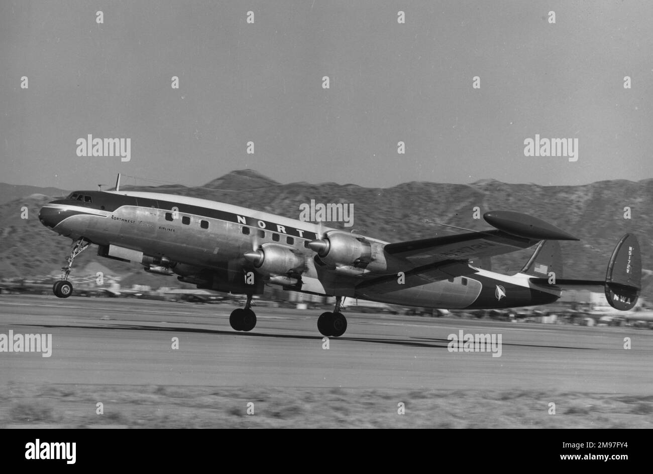 Lockheed constellation immagini e fotografie stock ad alta risoluzione ...