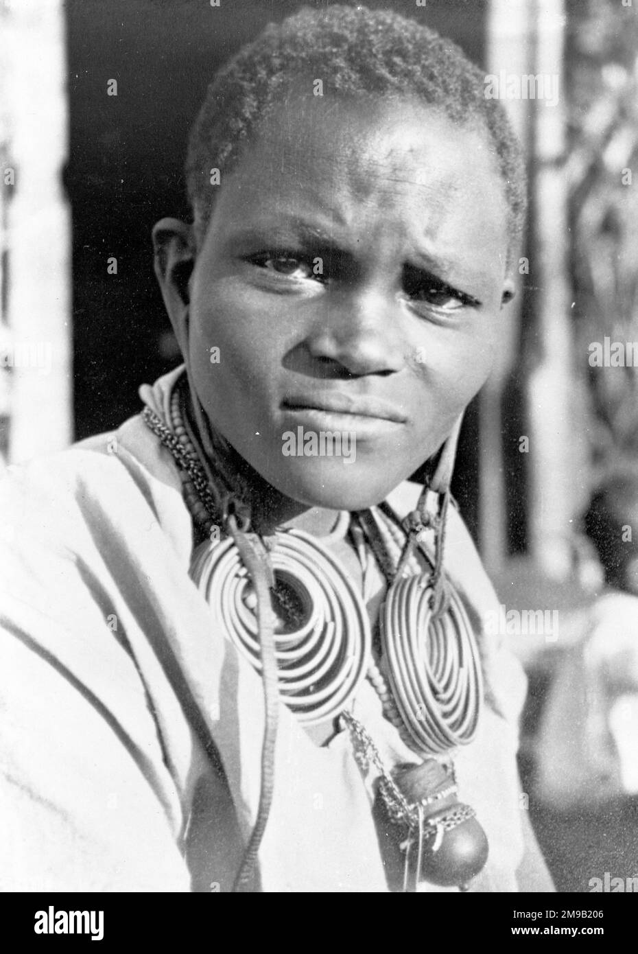 African tribesman immagini e fotografie stock ad alta risoluzione - Alamy