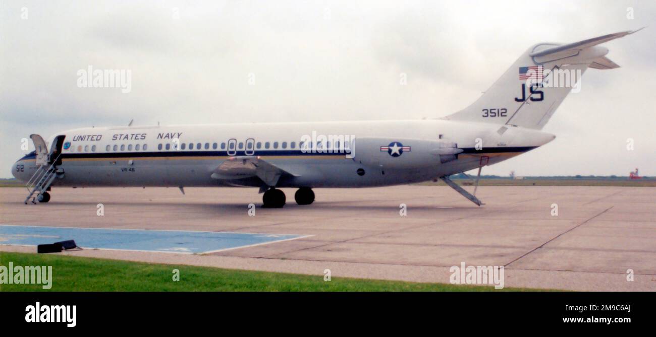 Mcdonnell douglas dc 9 32 immagini e fotografie stock ad alta ...