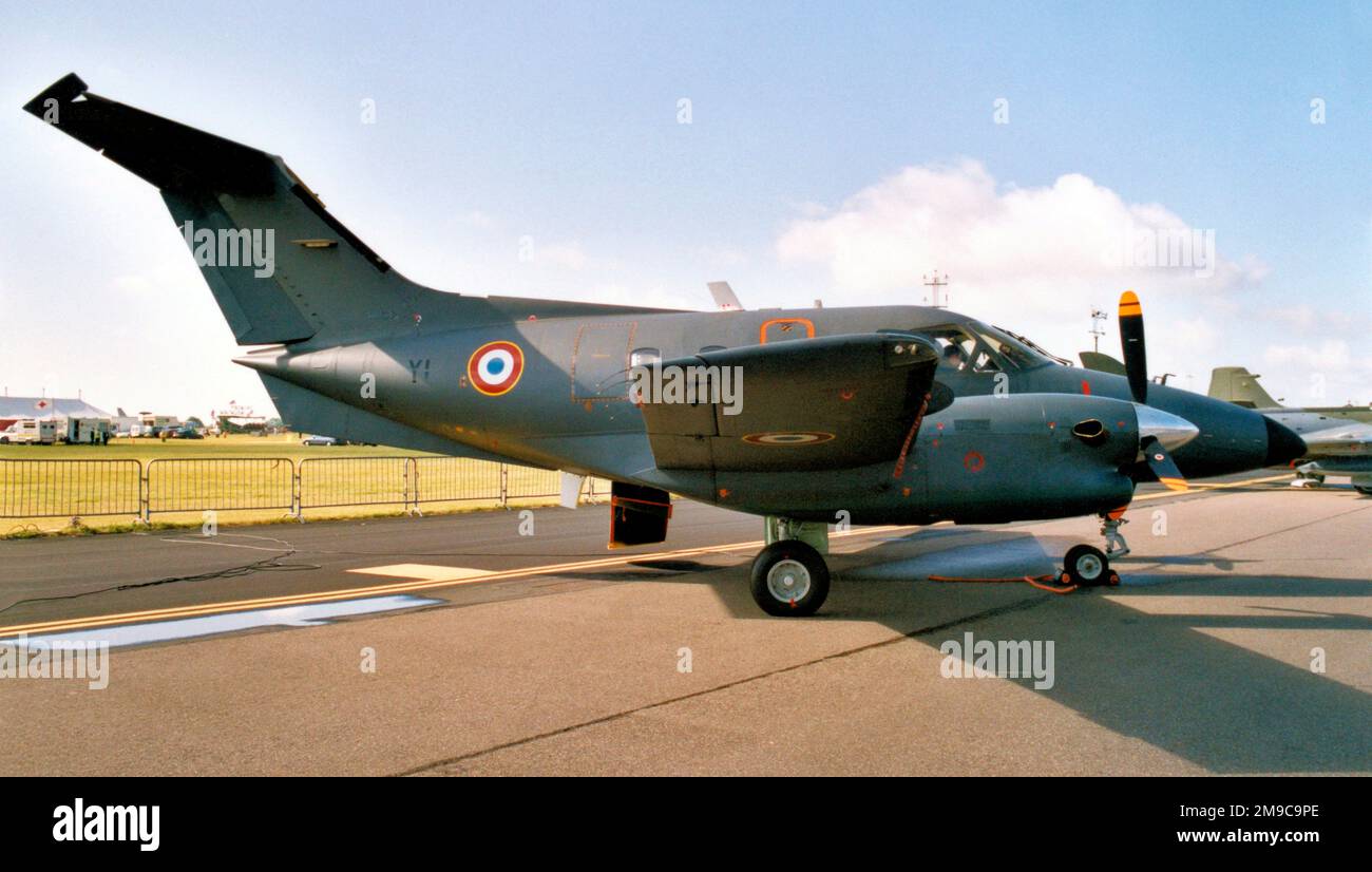 Armee de l'Air - Embraer EMB-121AA Xingu YI - 086 (msn 121086), di EAT ...