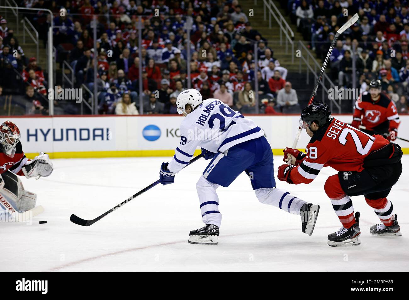 Toronto Maple Leafs right wing Pontus Holmberg (29) scores a goal past ...