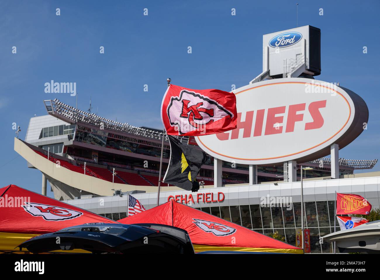 Kansas City Chiefs fans tailgate outside GEHA Field at Arrowhead ...