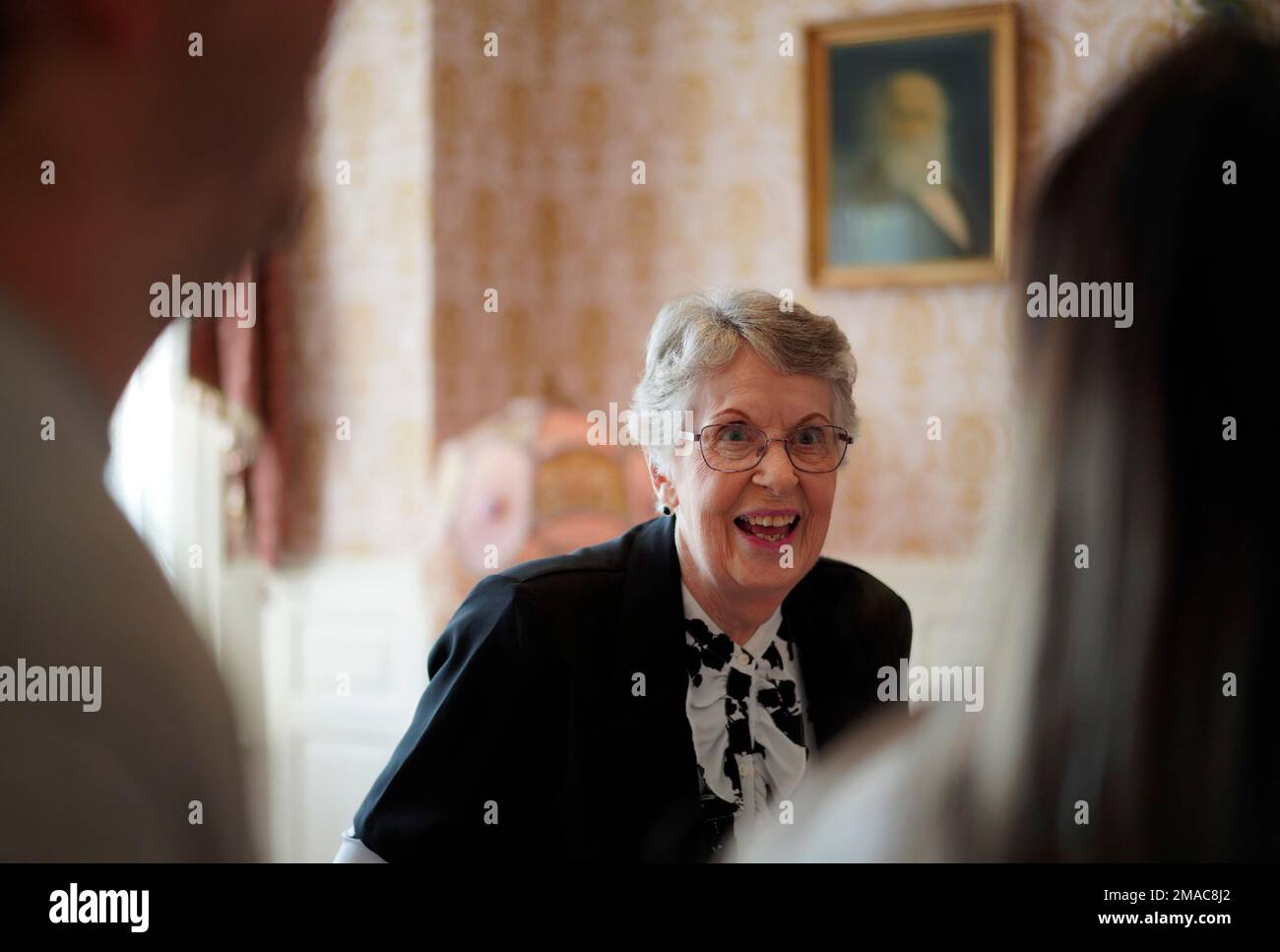Kathy Goodwin, a volunteer at the Historic Shiloh House, gives a tour ...
