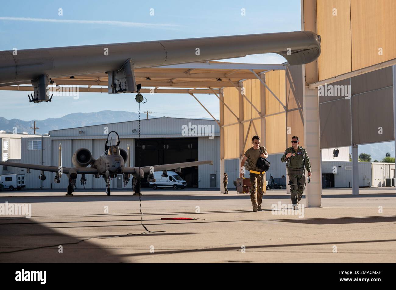 STATI UNITI Air Force Airman Logan Lantz, 357th Fighter Generation ...