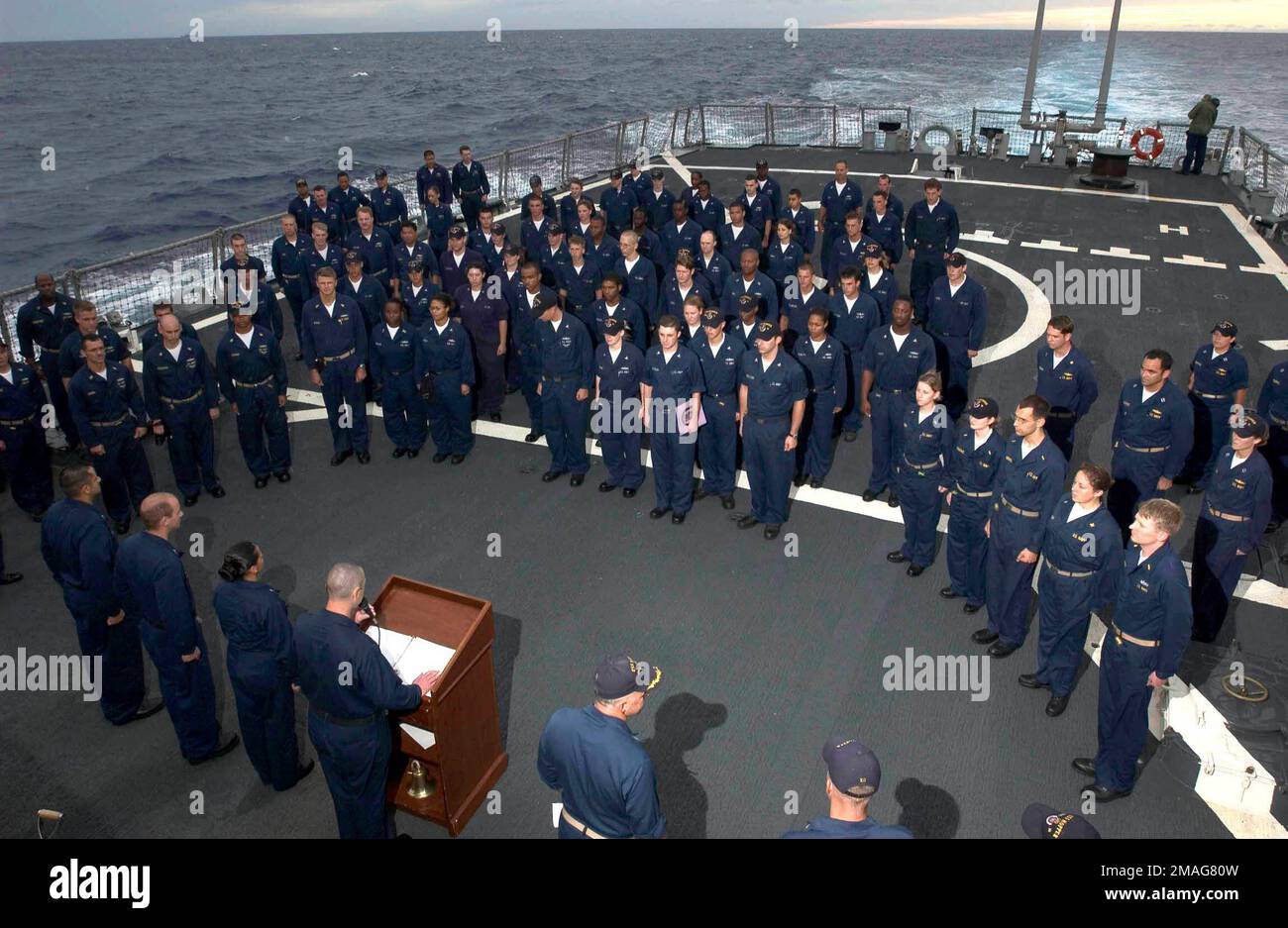 Cacciatorpediniere missilistico uss hopper ddg 70 immagini e fotografie ...