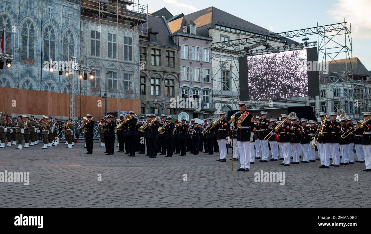 STATI UNITI Marines con la marine Division Band 2D, la Central Band ...