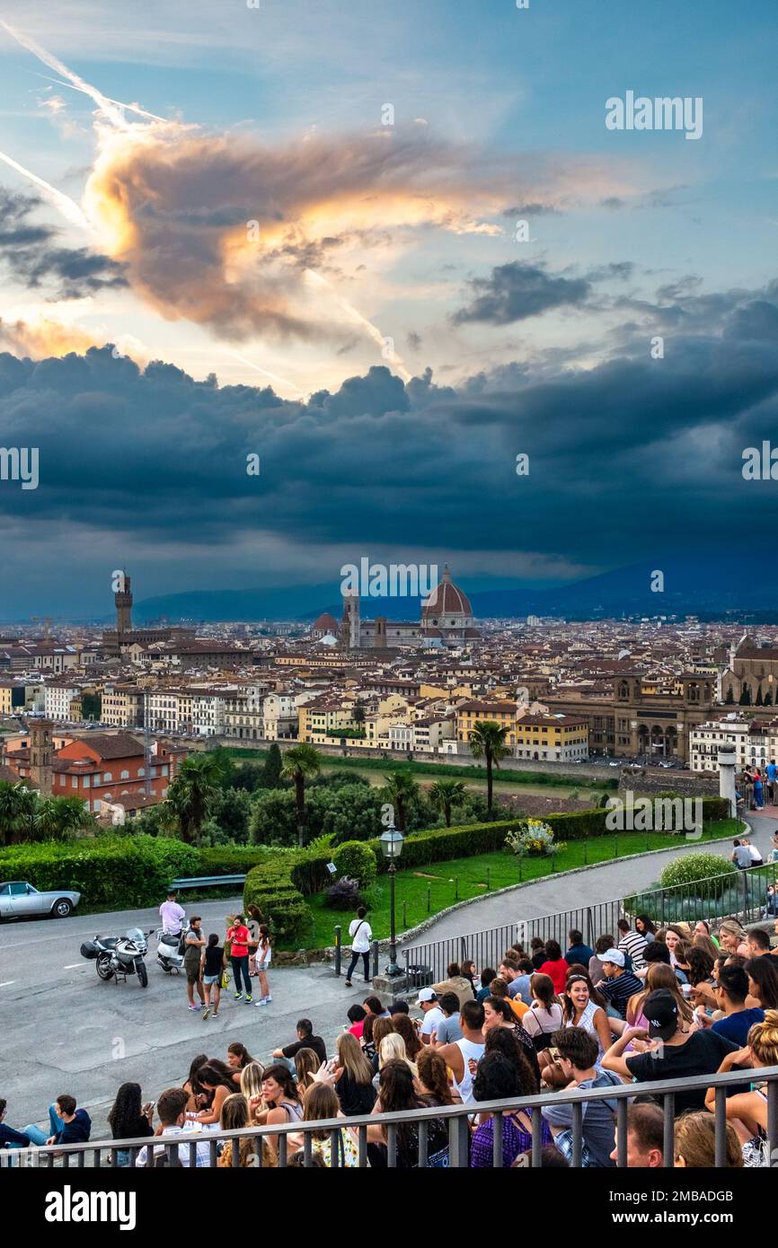 Elemento umano a firenze immagini e fotografie stock ad alta ...