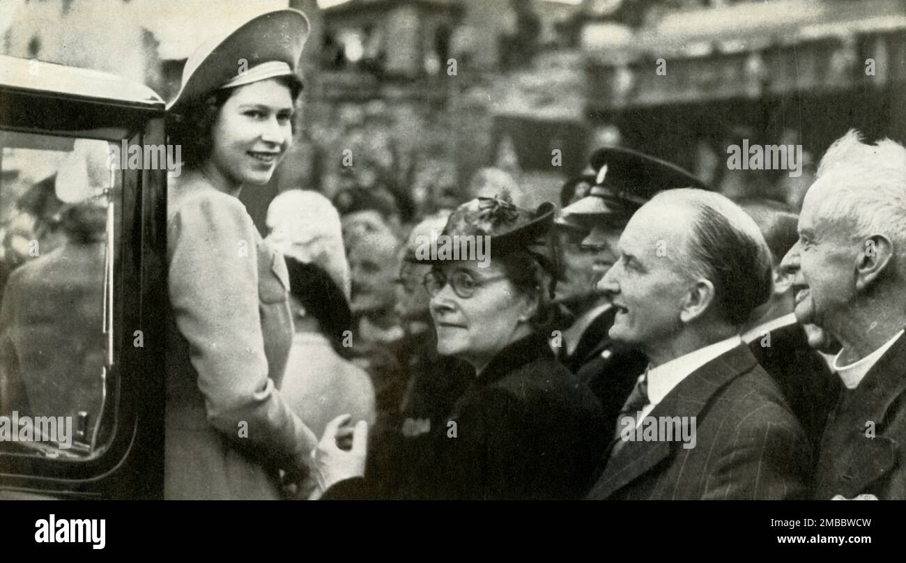 Principessa regina elisabetta ii gran bretagna royalty seconda guerra ...