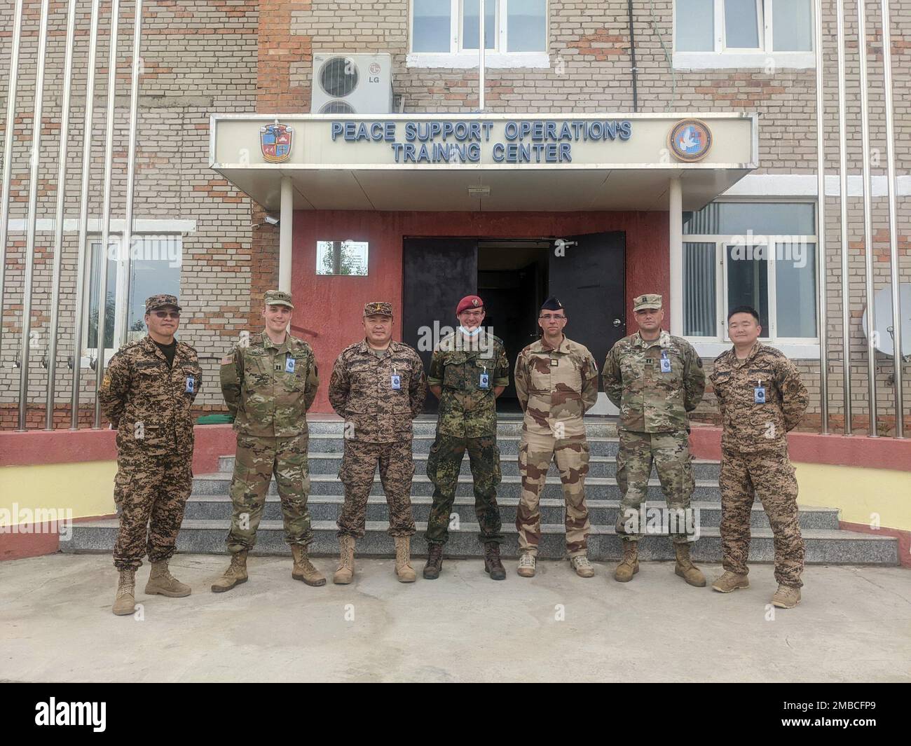 Esercitare da onu immagini e fotografie stock ad alta risoluzione - Alamy