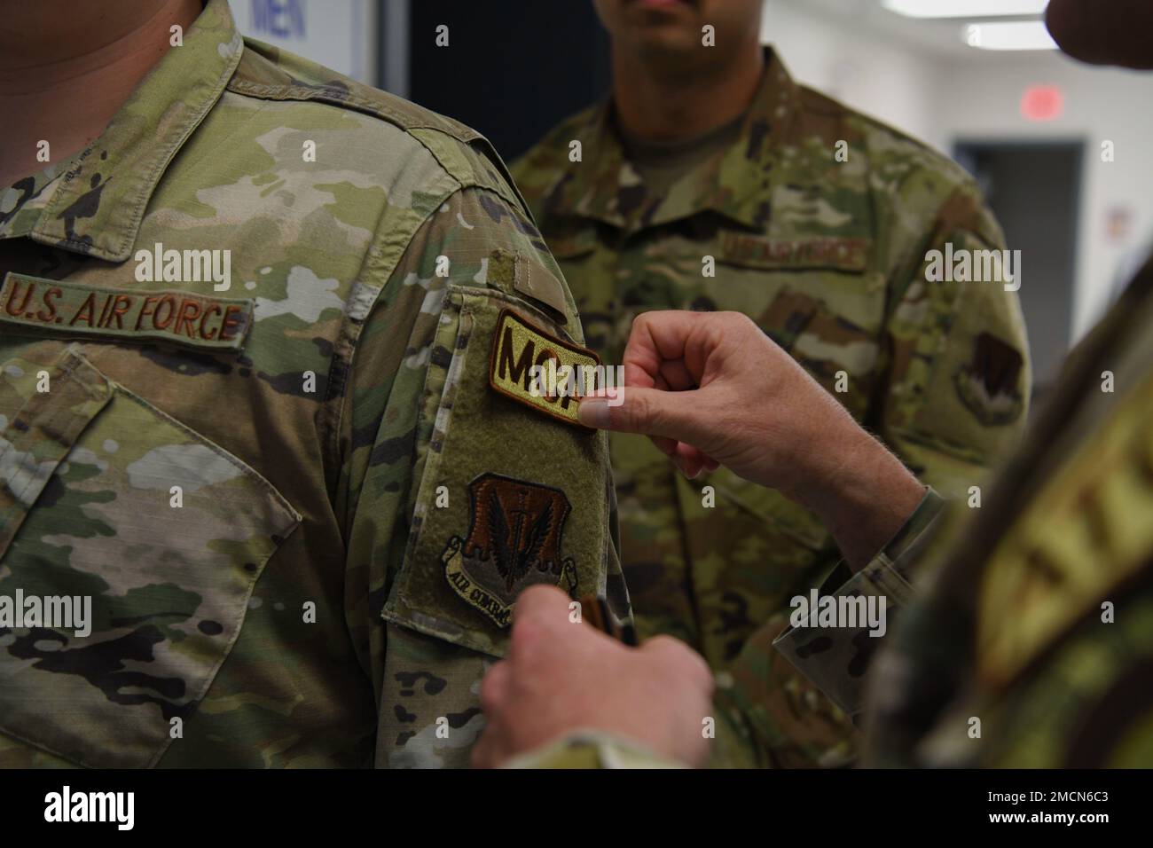 STATI UNITI Christopher Wlodarczyk, il capo di comando della 319th ...