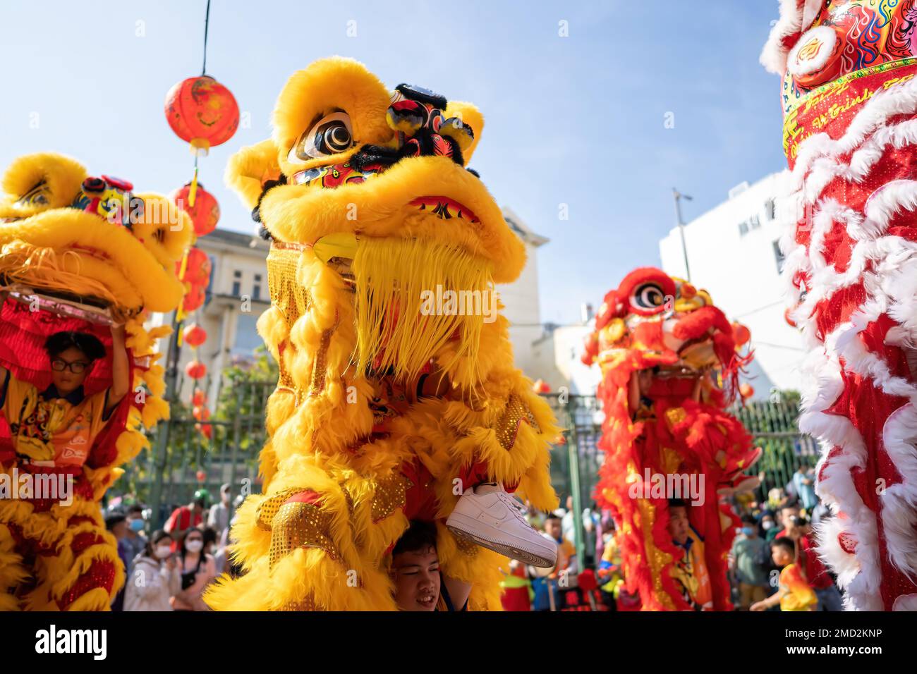 Ho Chi Minh City, Vietnam - 21 Gen 2023: Spettacolo di danza del drago ...