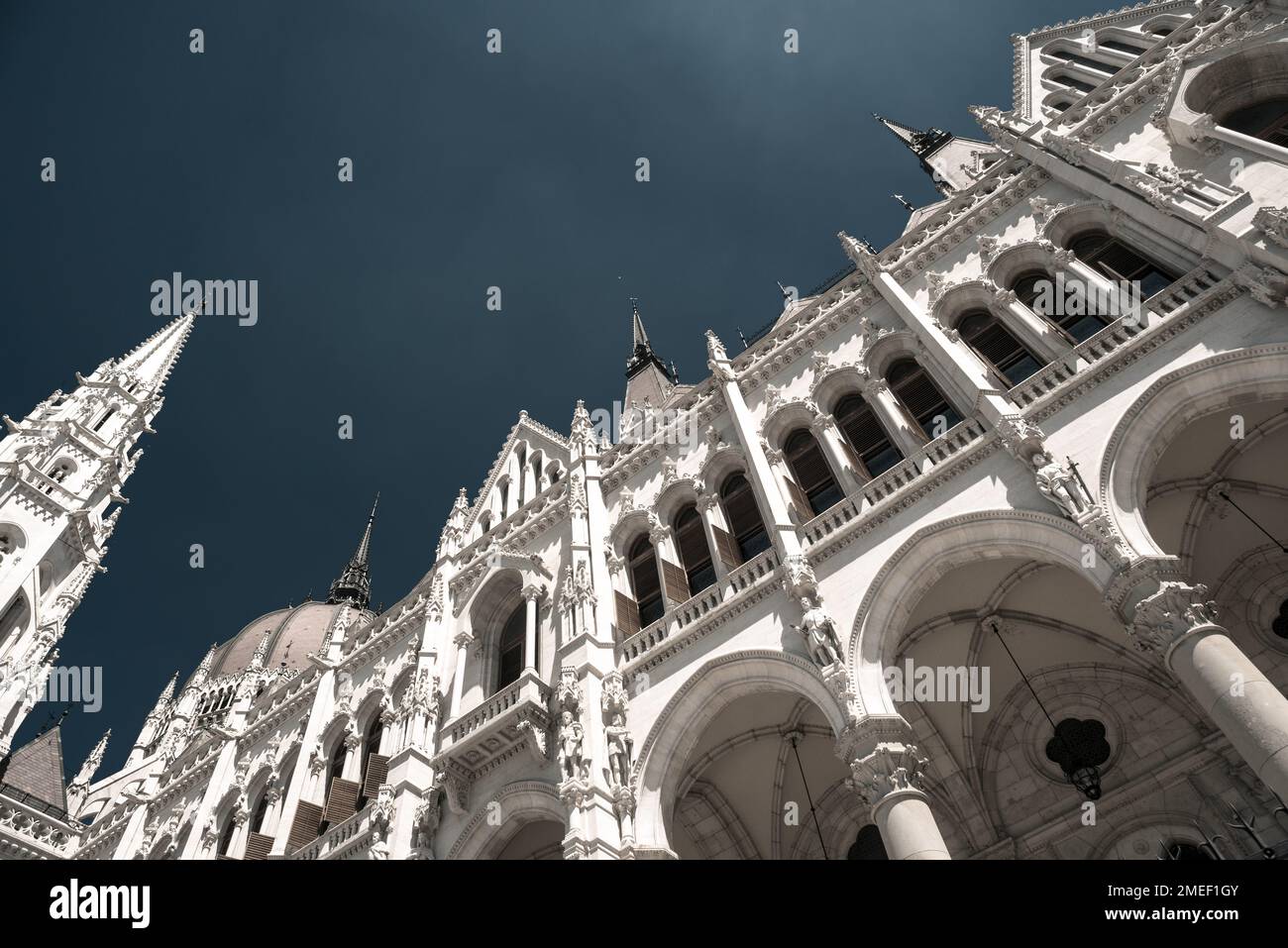 Facciata gotica storica immagini e fotografie stock ad alta risoluzione ...