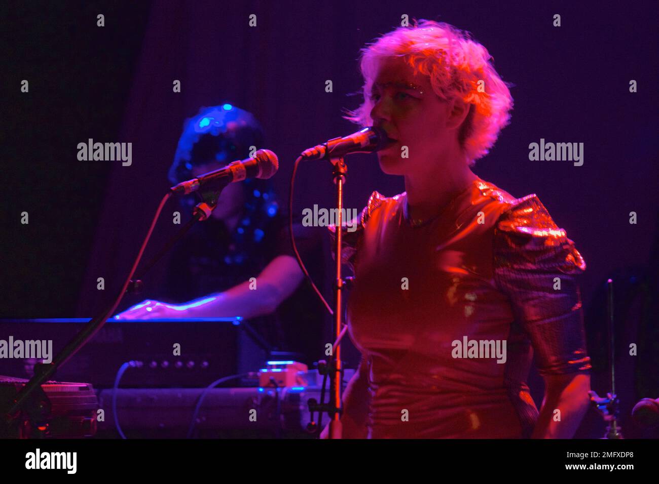Nate brenner tune yards immagini e fotografie stock ad alta risoluzione ...