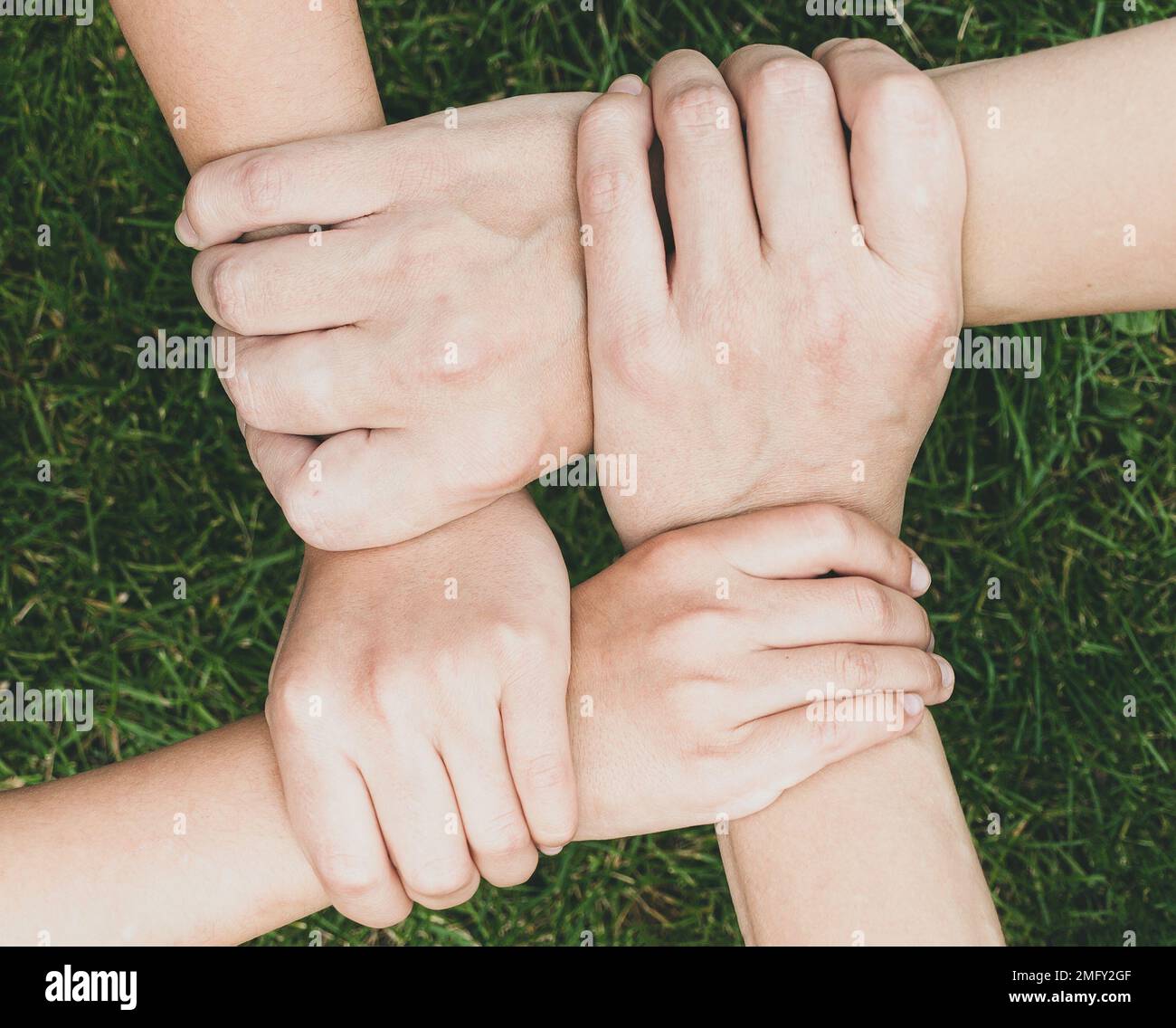 Comunicazioni incrociate immagini e fotografie stock ad alta ...