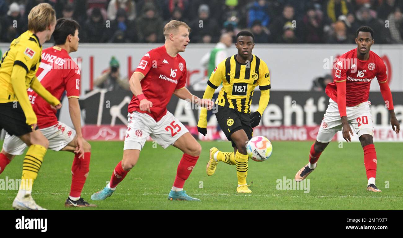 Magonza, Germania. 25th Jan, 2023. Calcio: Bundesliga, FSV Mainz 05 ...