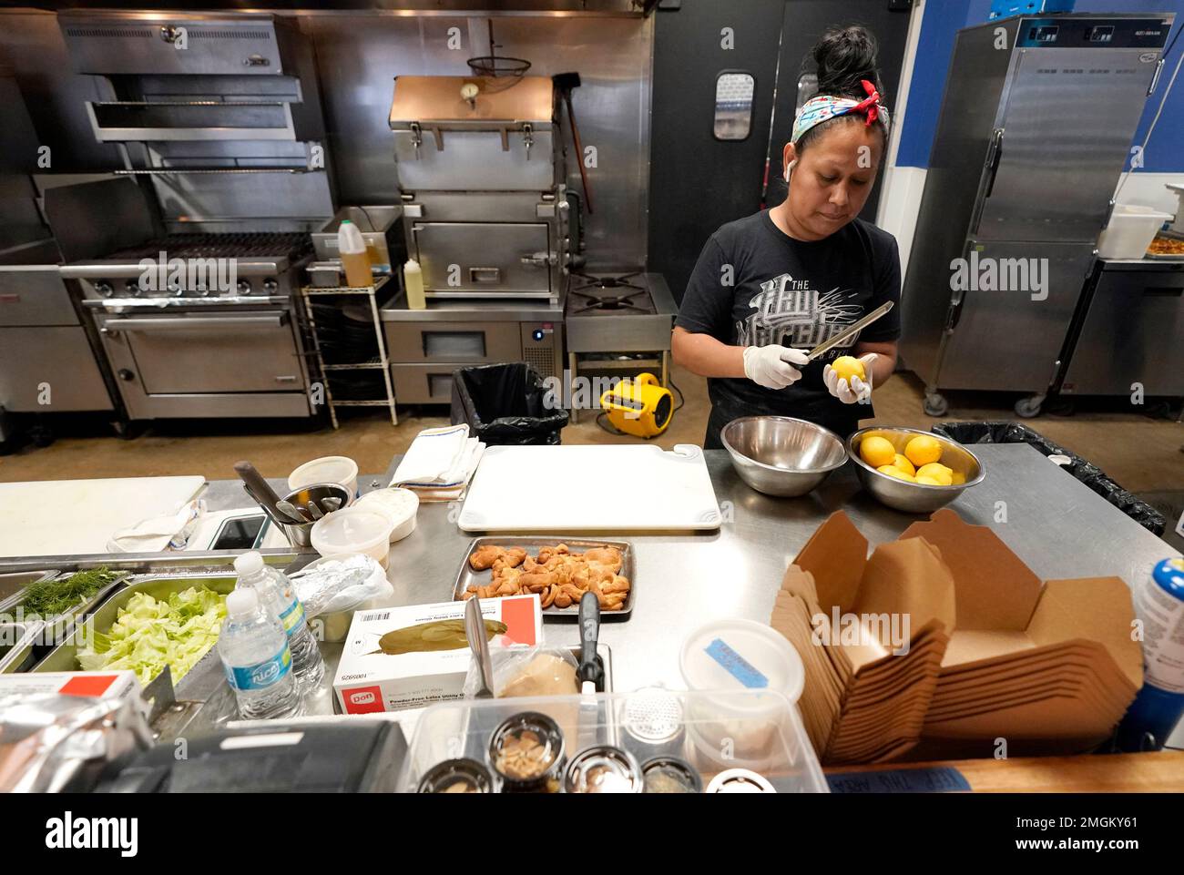 Anabel Medina makes lemon bacon cookies at Georgia James restaurant ...