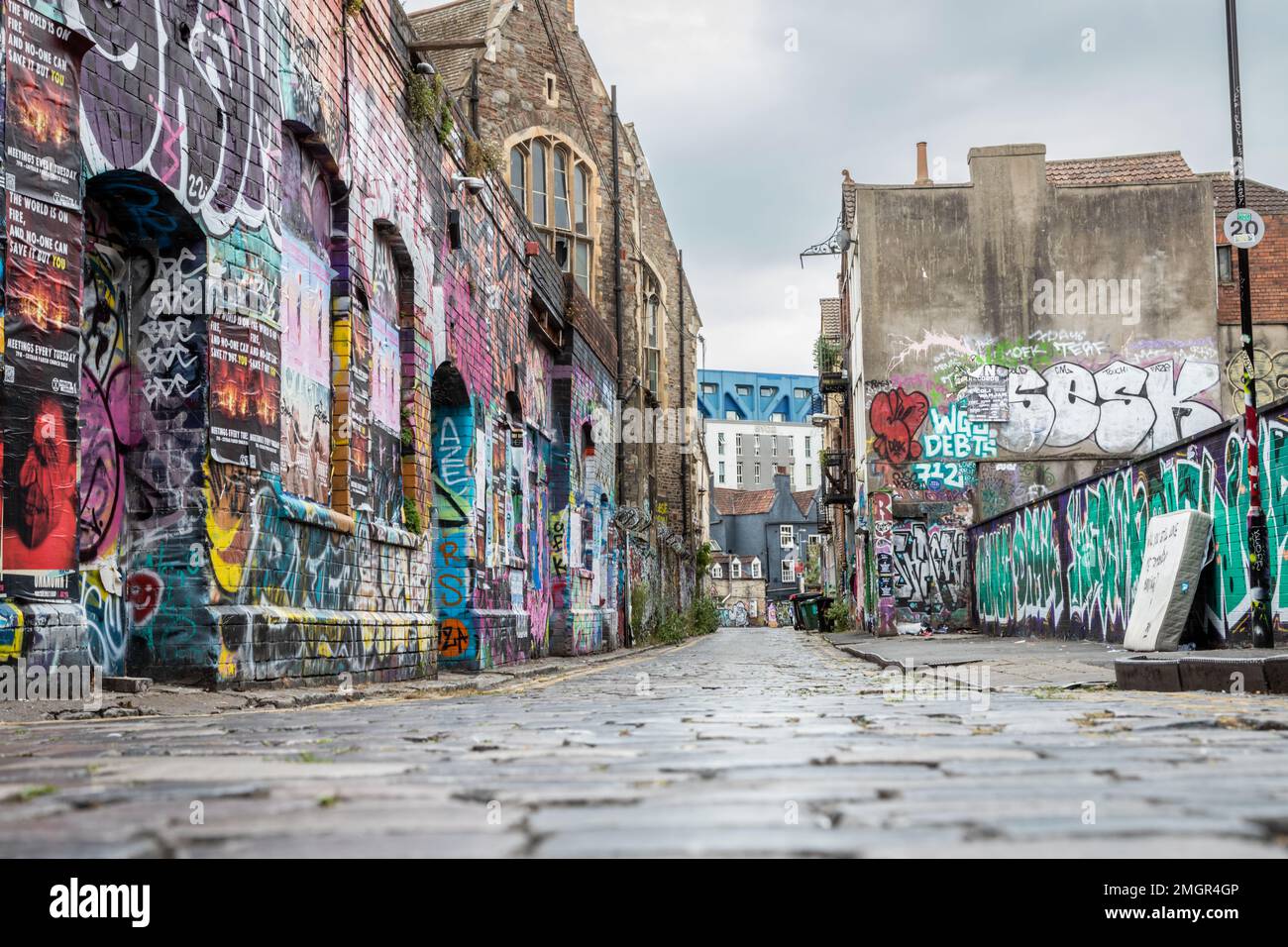 Mura urbane dei graffiti immagini e fotografie stock ad alta ...
