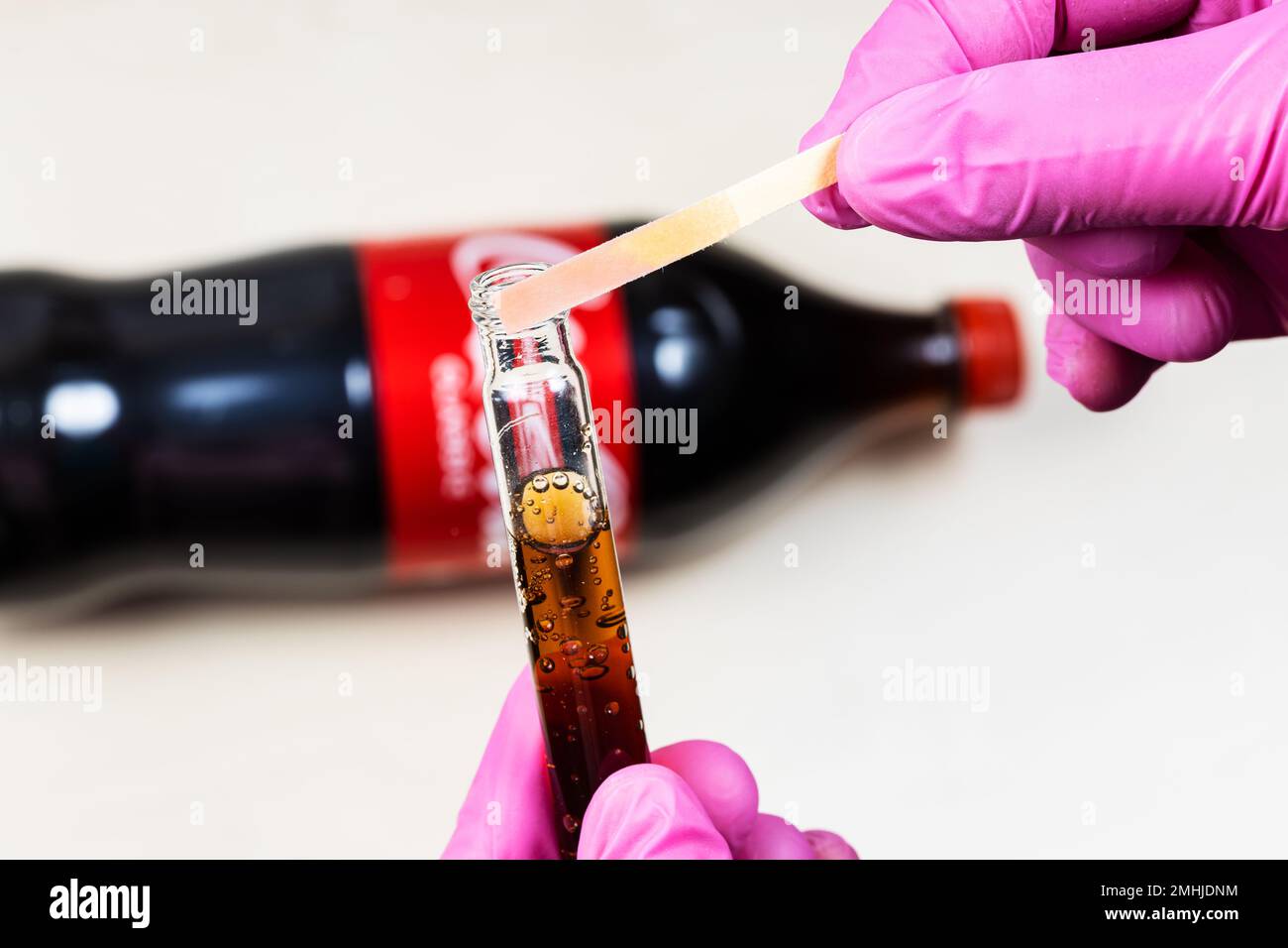 Coca cola coke immagini e fotografie stock ad alta risoluzione - Alamy