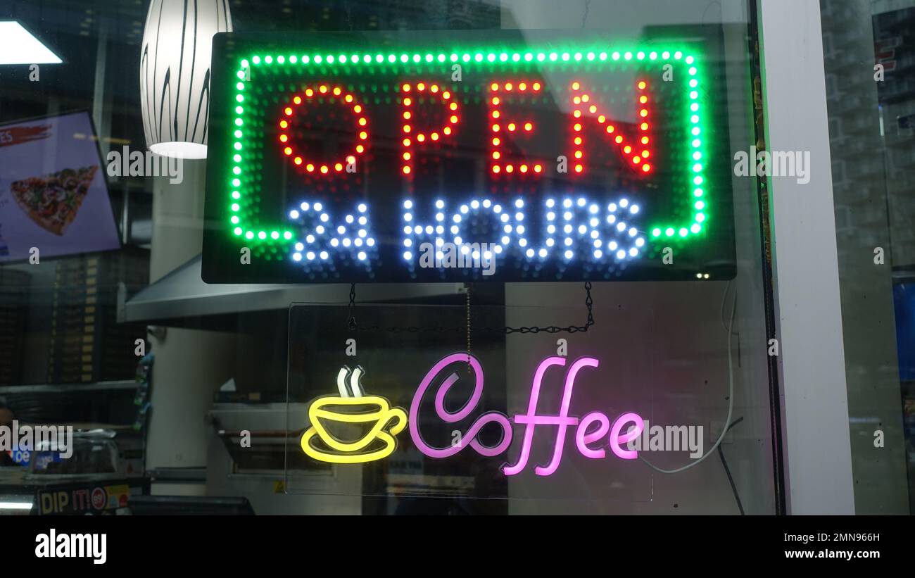 Neon sign open 24 hours immagini e fotografie stock ad alta risoluzione ...
