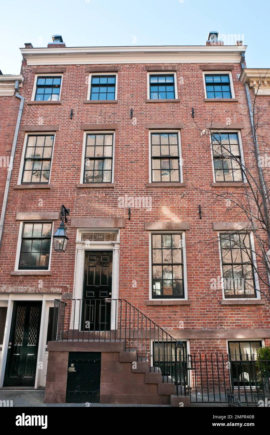 Il rapporto di Courtney Love con il commerciante d'arte britannico ...