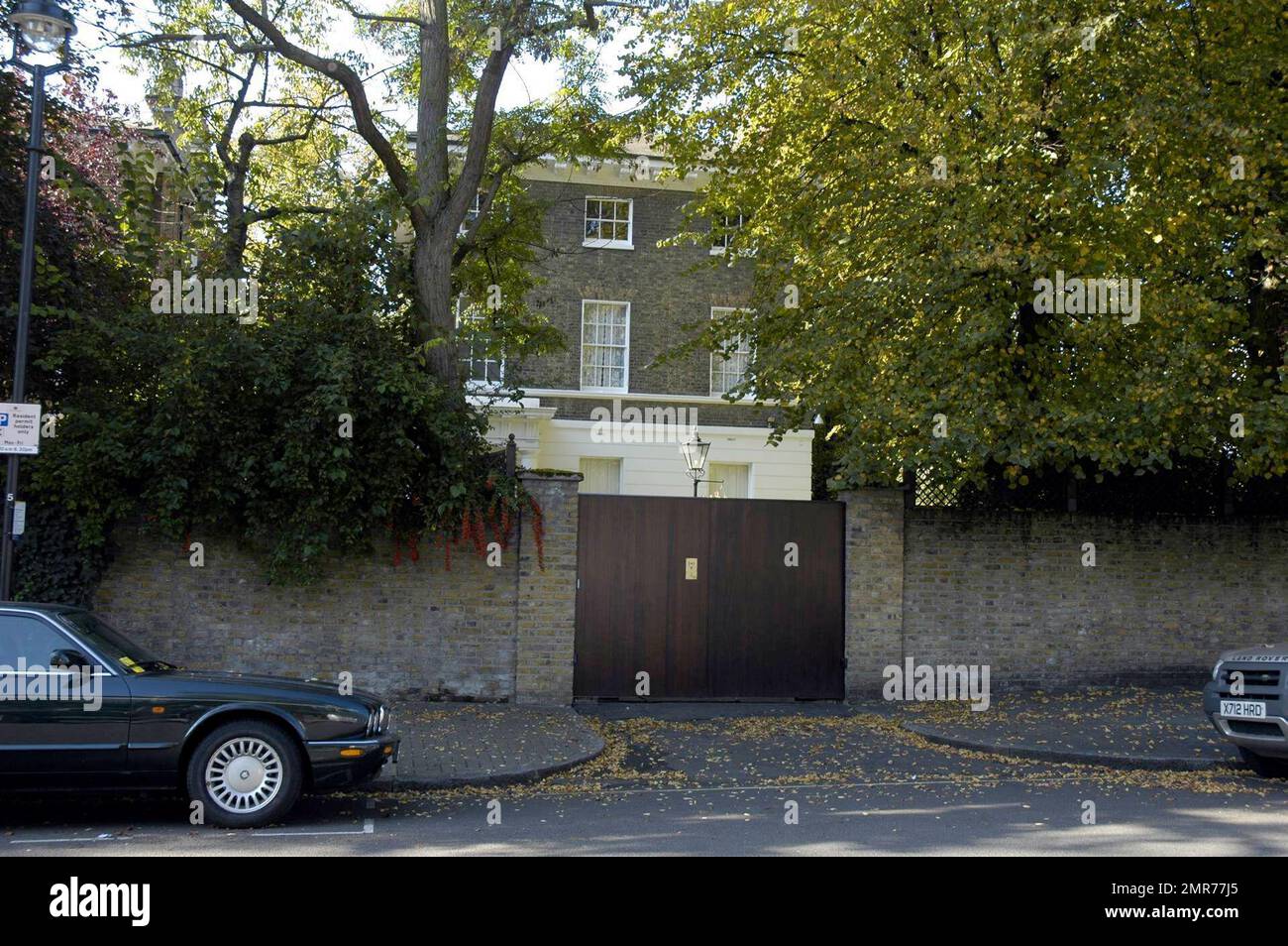 Questa è la casa di Sir Paul McCartney a nord di Londra che ha ...