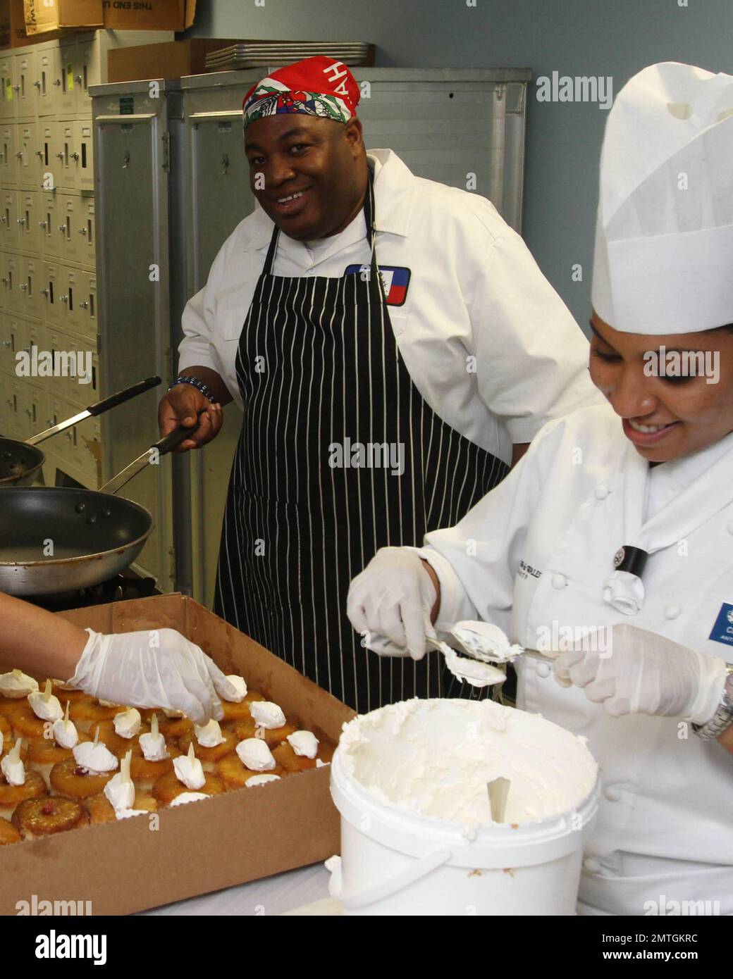 Lo chef esecutivo di Lattitudini on the Beach, Ron Duprat, dalla sesta ...