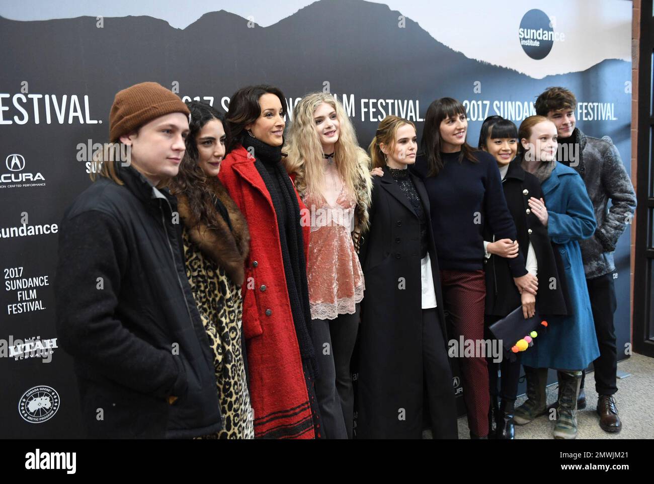 Logan Miller, Medalion Rahimi, Jennifer Beals, Elena Kampouris, Zoey ...