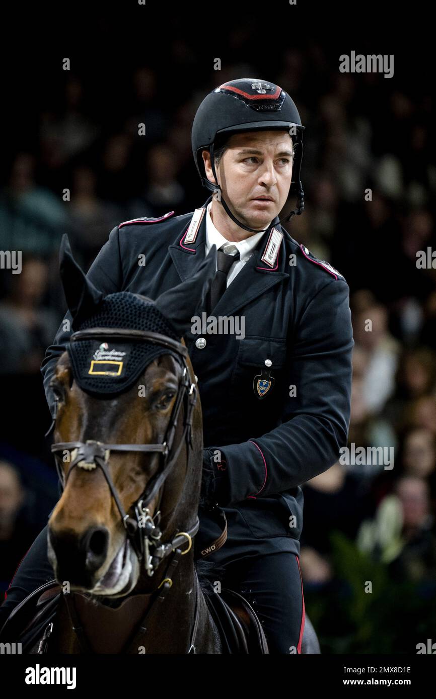 AMSTERDAM - Rider Emanuele Gaudiano (ITA) su Crack Balou durante la FEI ...