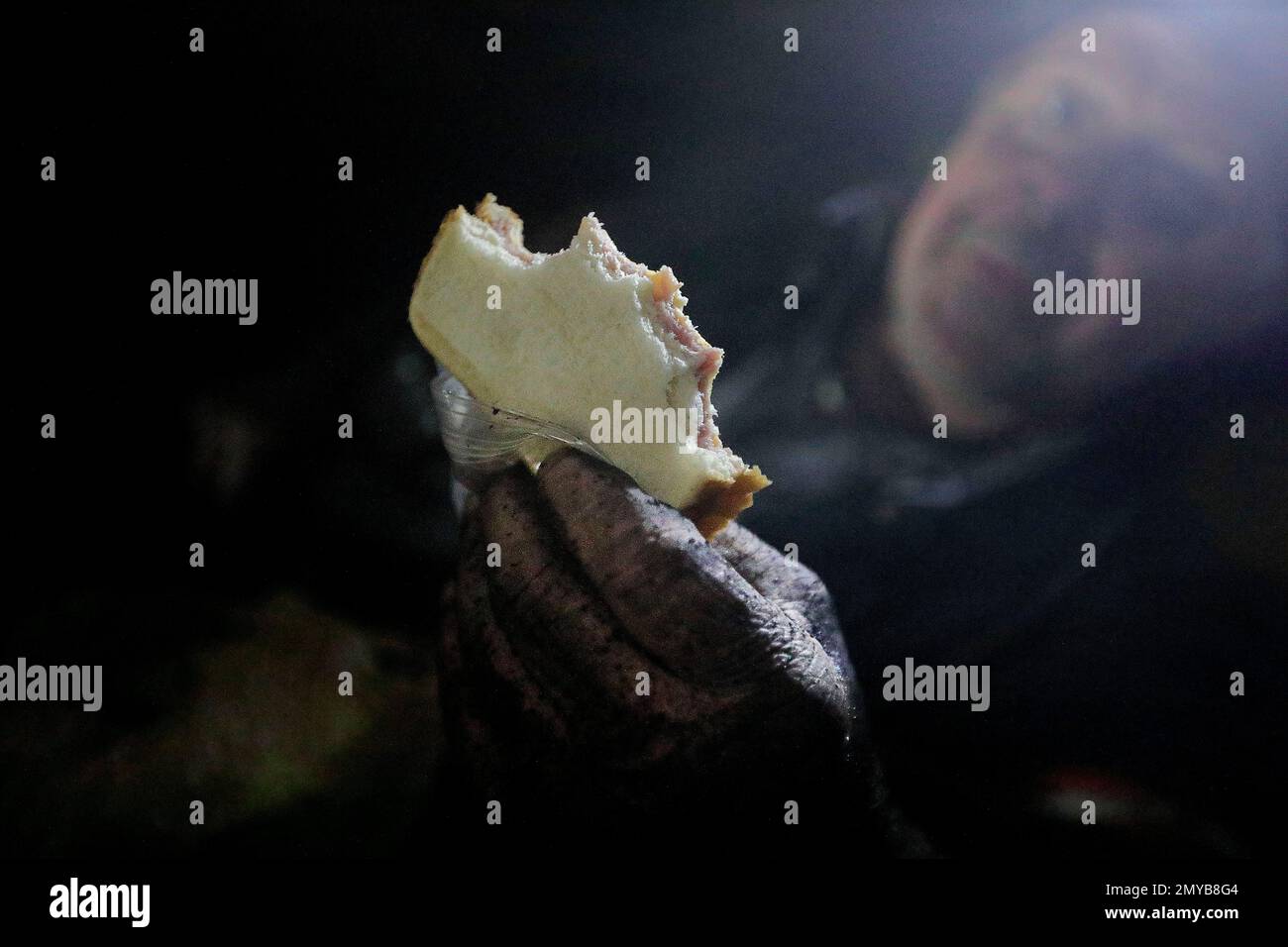 CLIMATE CHANGE: Coal miner Scott Tiller eats a sandwich during his ...