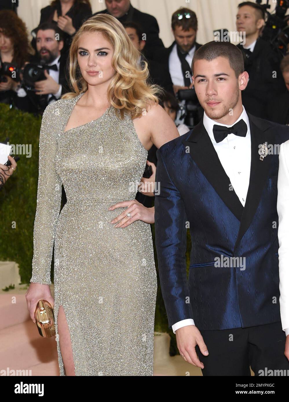 Kate Upton, left, and Nick Jonas arrive at The Metropolitan Museum of ...