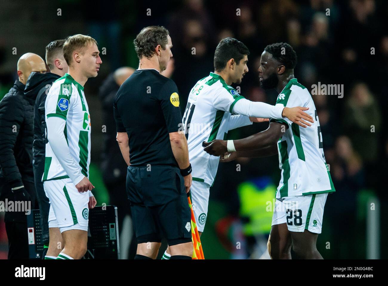 GRONINGEN - (lr) Aimar Sher del FC Groningen, Elvis Manu del FC ...