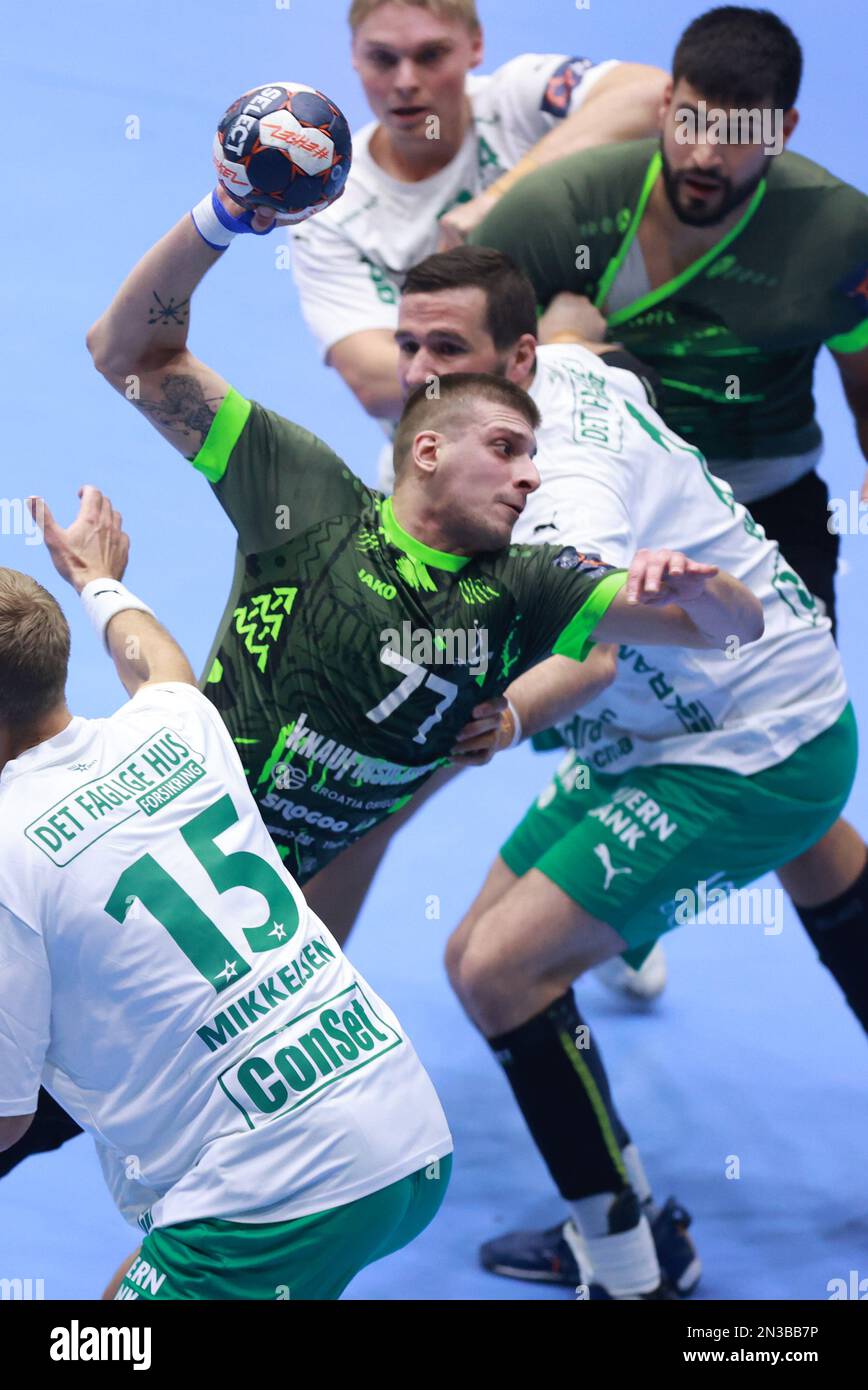 Nasice, Croazia,07/02/2023, Dorian Markusic di Nexe spara su un gol ...