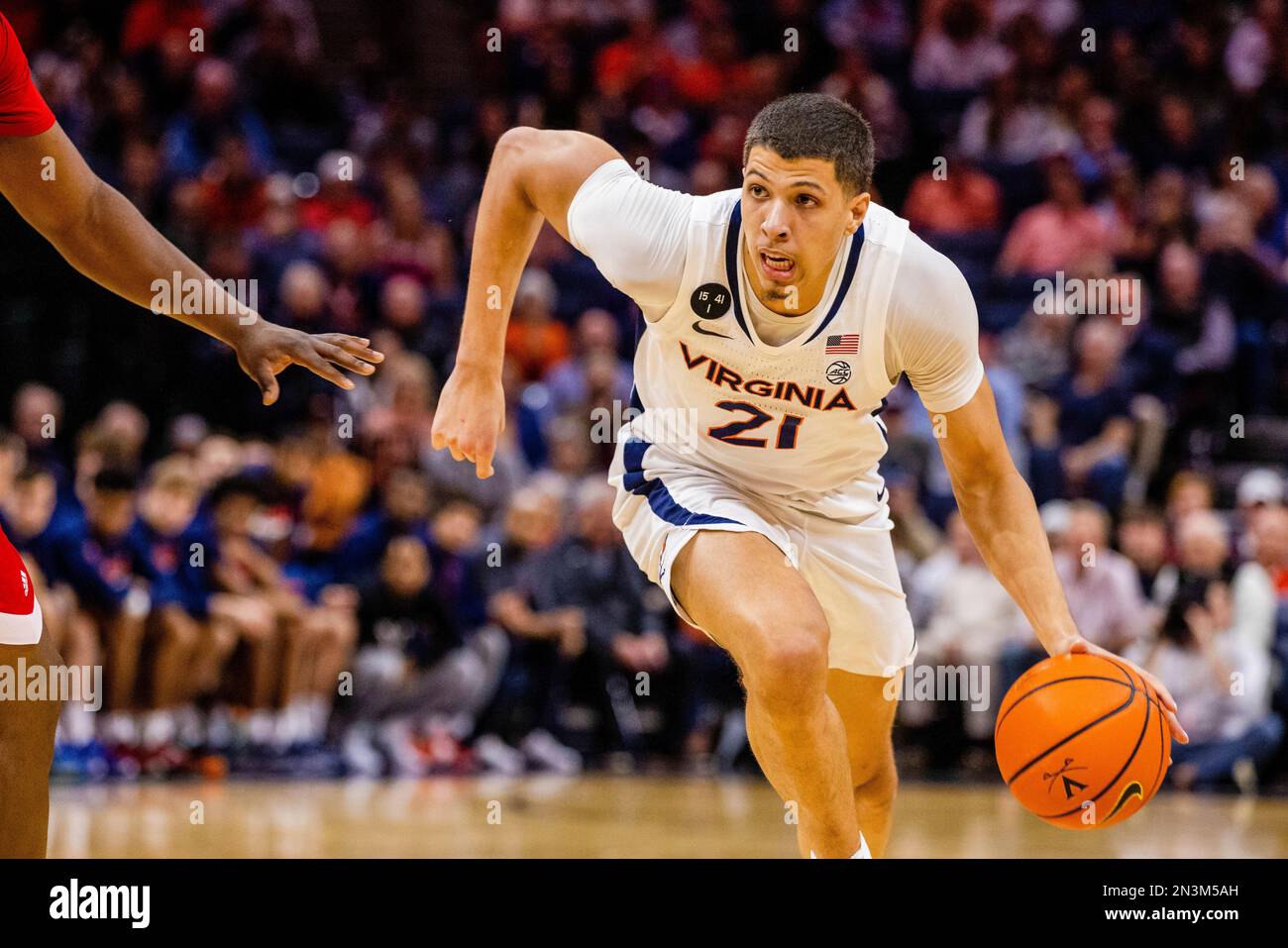 February 7, 2023: Virginia Cavaliers forward Kadin Shedrick (21) drives ...