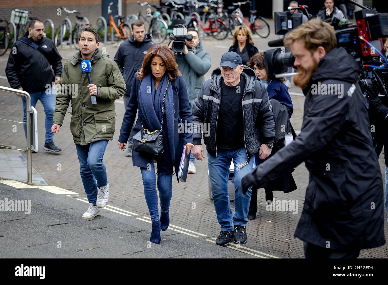 UTRECHT - Rachel Hazes arriva alla Corte di Utrecht. Sua figlia ...