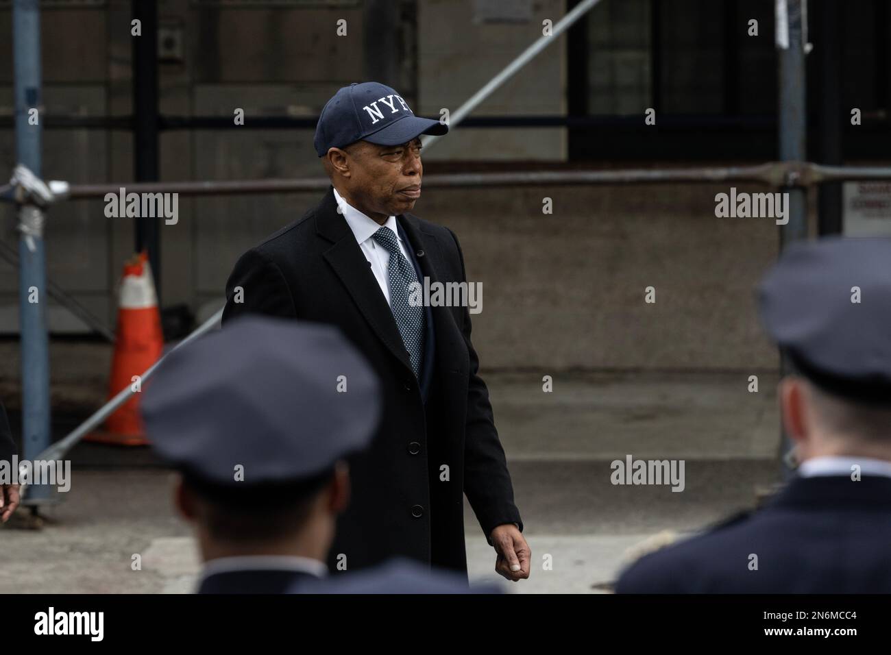 Il sindaco Eric Adams partecipa al funerale PO Adeed Fayaz al Makki ...