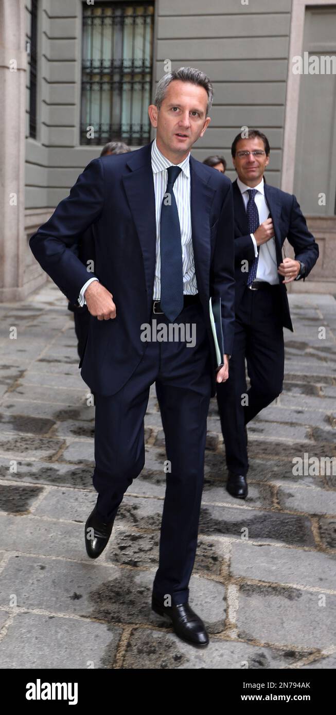 Mediobanca group CEO Alberto Nagel, left, and Che Banca CEO Gianluca ...