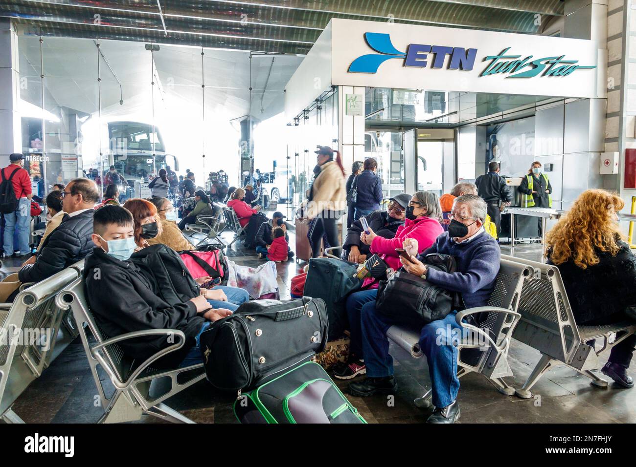 Stazione centrale degli autobus de autobuses immagini e fotografie stock ad alta risoluzione - Alamy