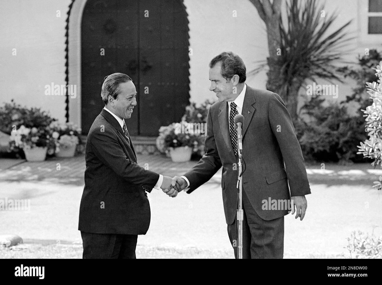 President Richard Nixon and South Vietnam's President Nguyen Van Thieu ...