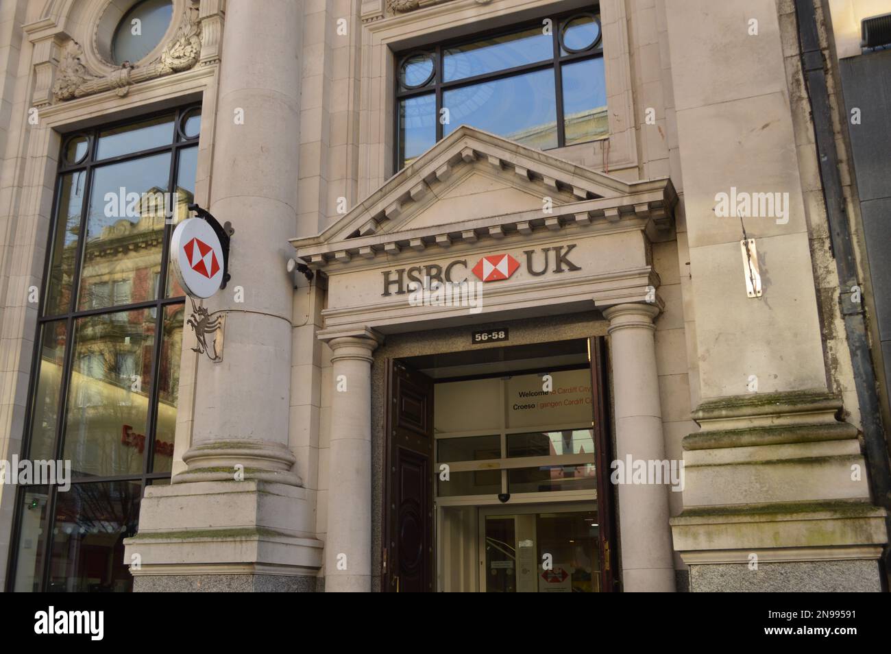 Servizi finanziari hsbc cardiff immagini e fotografie stock ad alta ...