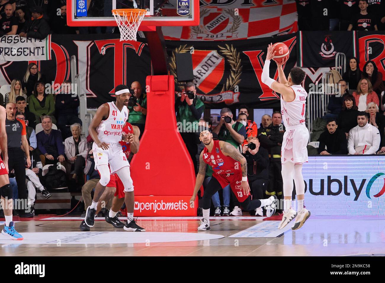 Colbey Ross (Pallacanestro Openjobmetis Varese) durante il Campionato ...