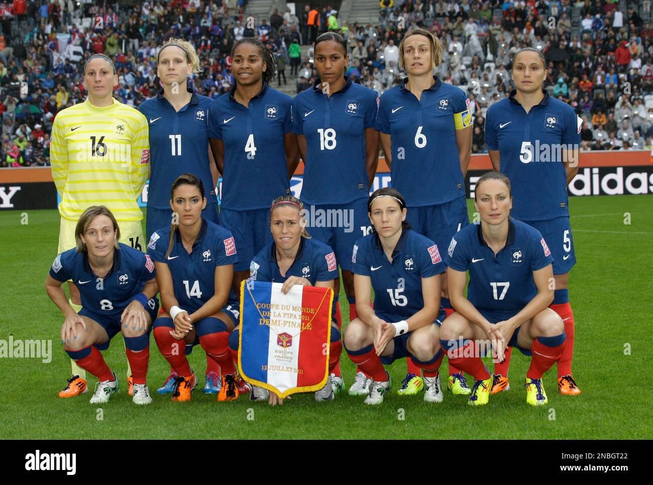 France's goalkeeper Berangere Sapowicz, Laure Lepailleur, Laura Georges ...