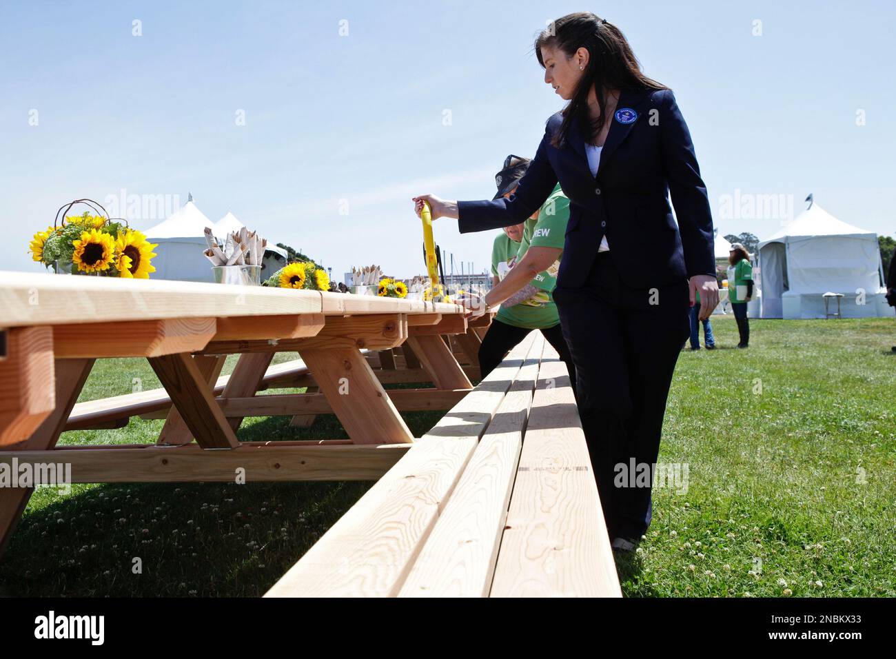 Kim Partrick, adjudicator from the Guinness World Records, measures the ...