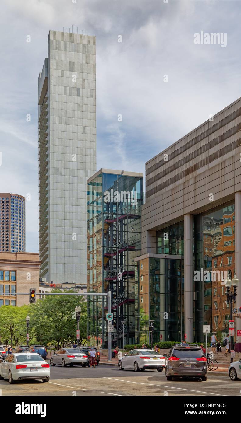 La Federal Reserve Bank di Boston è una torre in alluminio e vetro ...