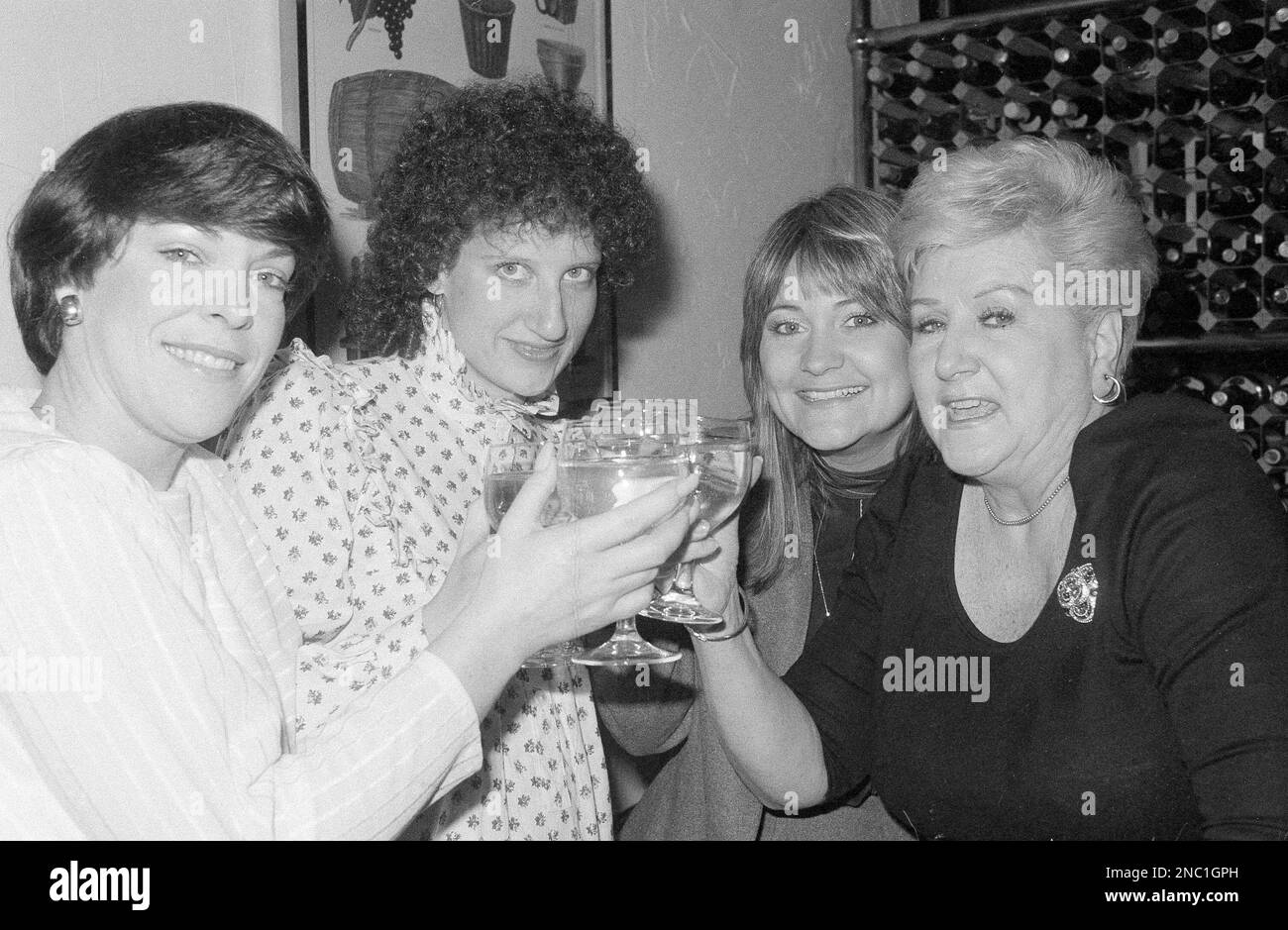 Singer Margaret Whiting, right, joins her daughter Debbie, second from ...